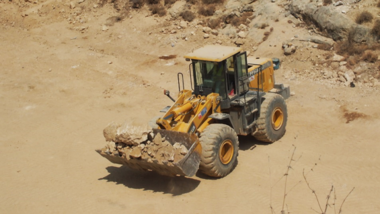 POWERPLUS EXCAVATORS IN GREATER BEIRUT, LEBANON 2016 | Powerplus