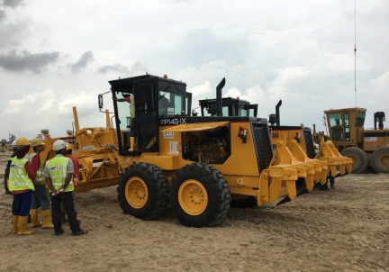 WORLD'S BEST MOTOR GRADERS PARTAKE IN BILLION DOLLAR PROJECT | Powerplus